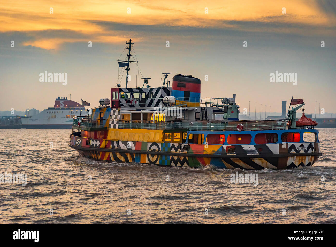 Golden boat hi-res stock photography and images - Alamy