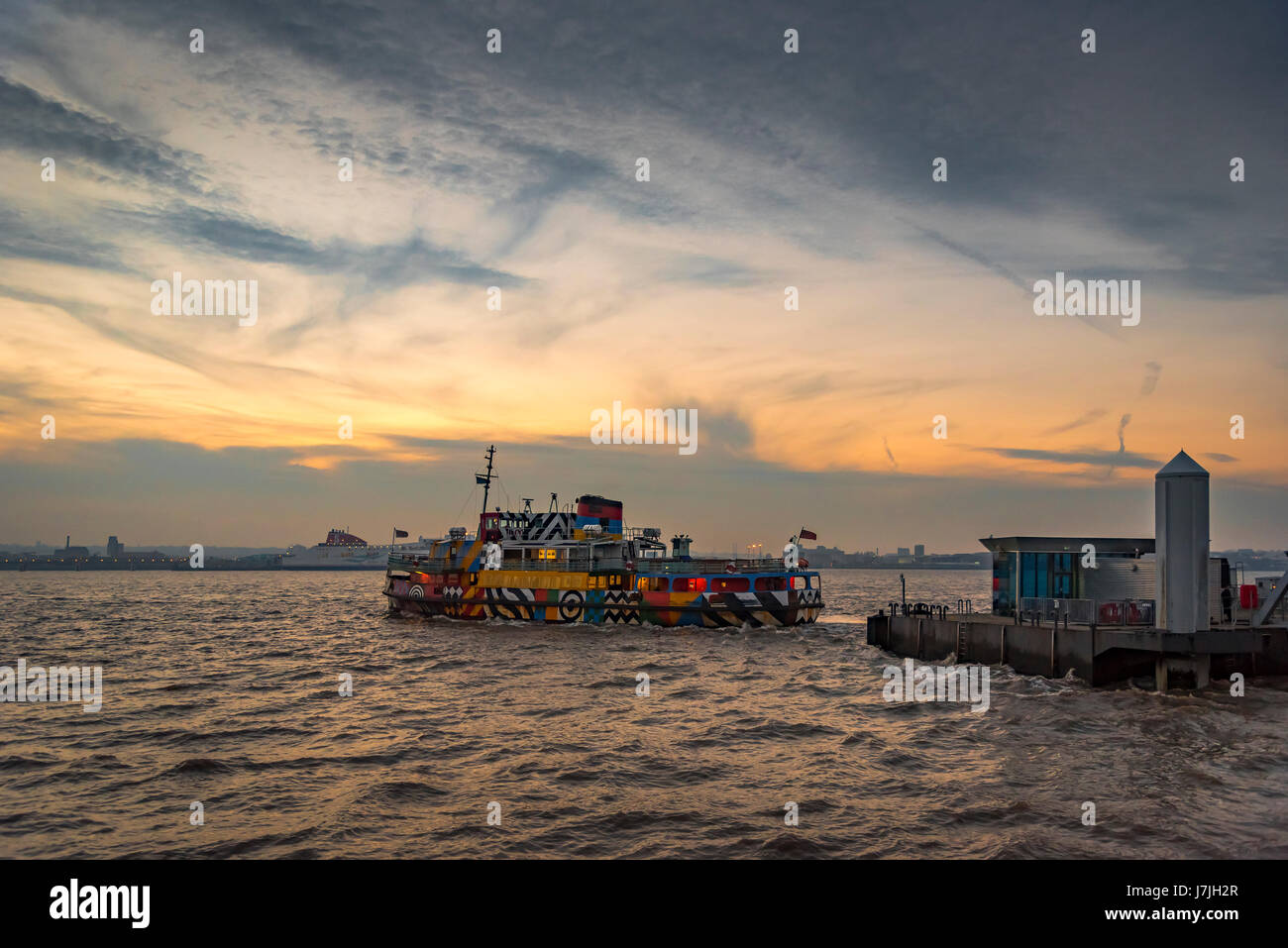 Mersey ferry boat hi-res stock photography and images - Alamy
