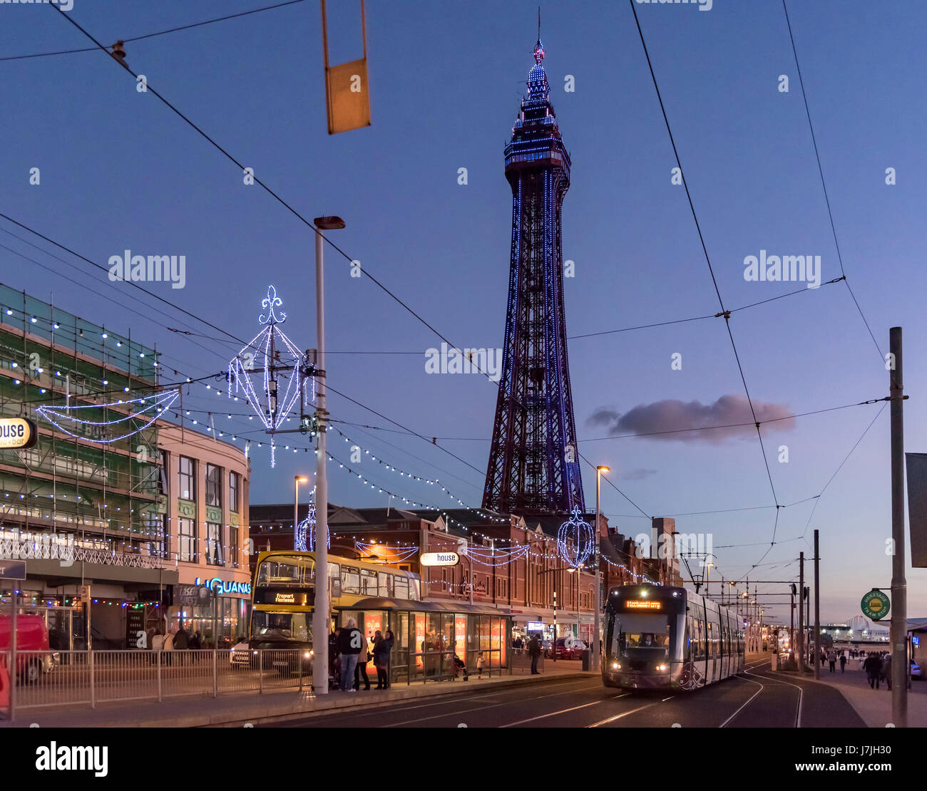 Blackpool tower by night hi-res stock photography and images - Alamy