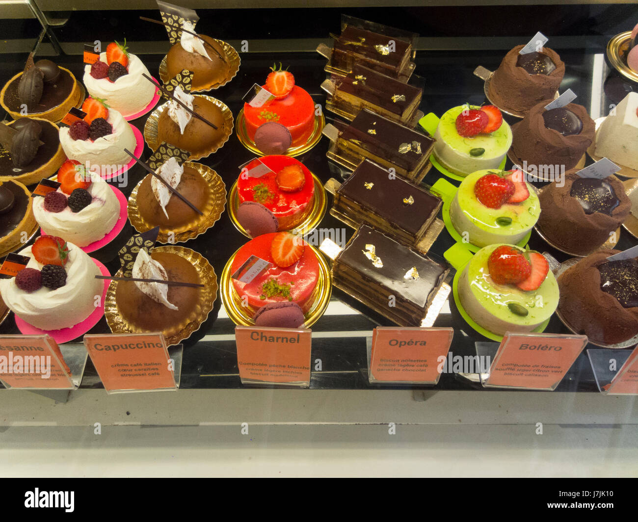 Various sweet cakes hi-res stock photography and images - Alamy