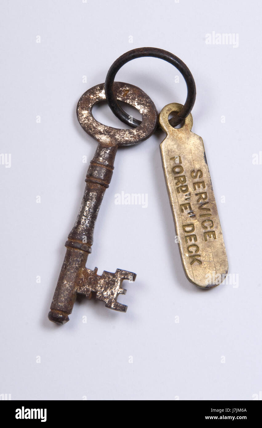 Titanic sale, 'E' deck 5 key that belonged to Edmund Stone, auctioned ...