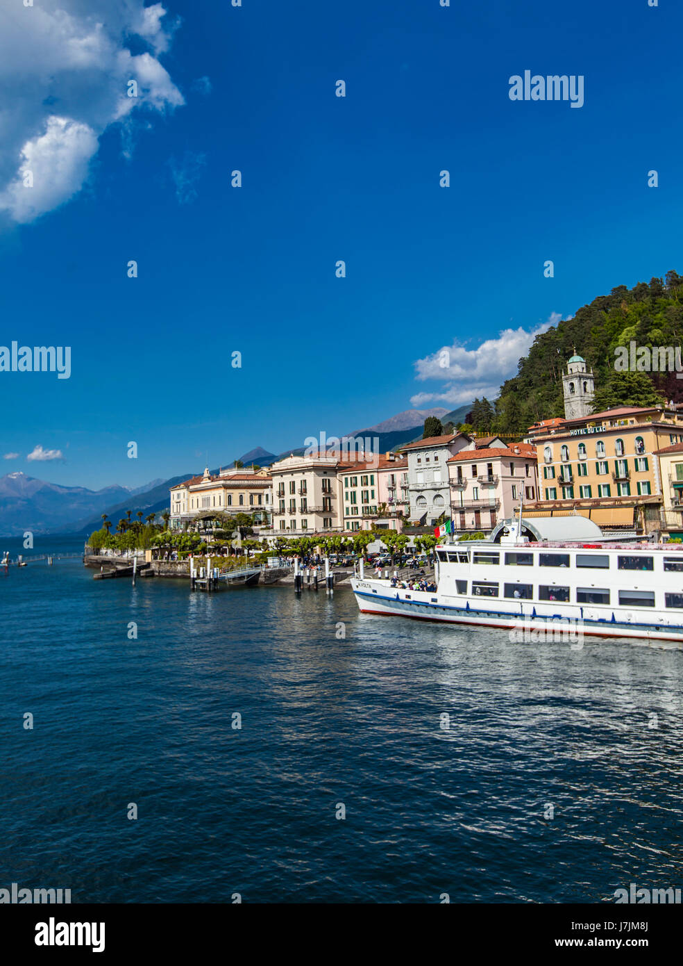 Bellagio lake como italy april hi-res stock photography and images - Alamy