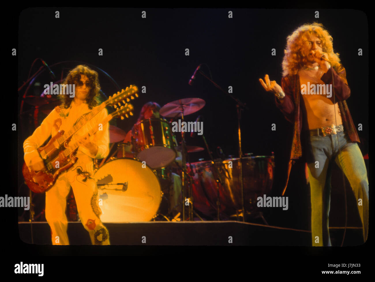 Led zeppelin 1977 hi-res stock photography and images - Alamy