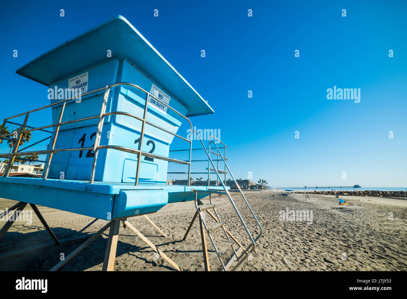 lifeguard tower in Pacific Beach, California Stock Photo - Alamy