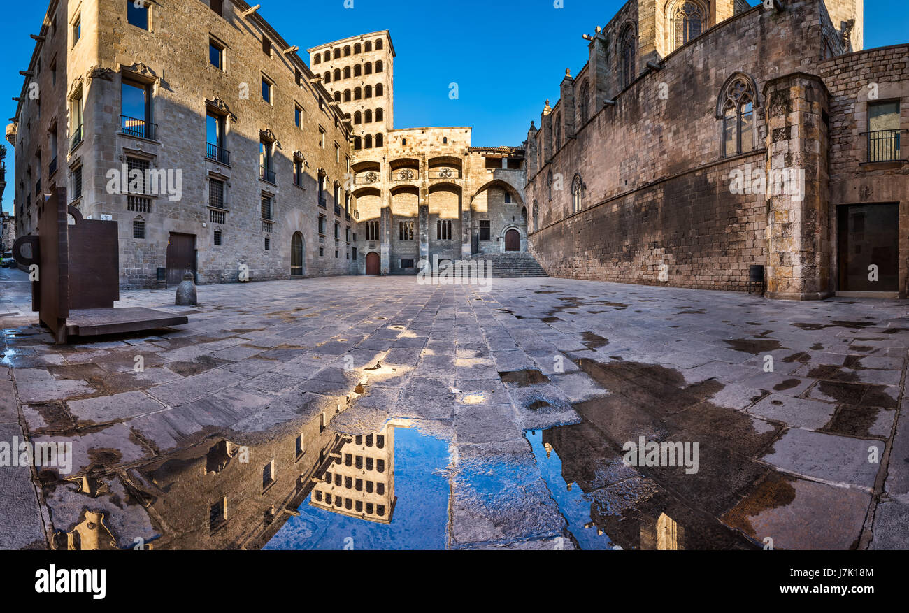 Placa del Rei and Palau Reial Major in Barcelona, Catalynia, Spain ...