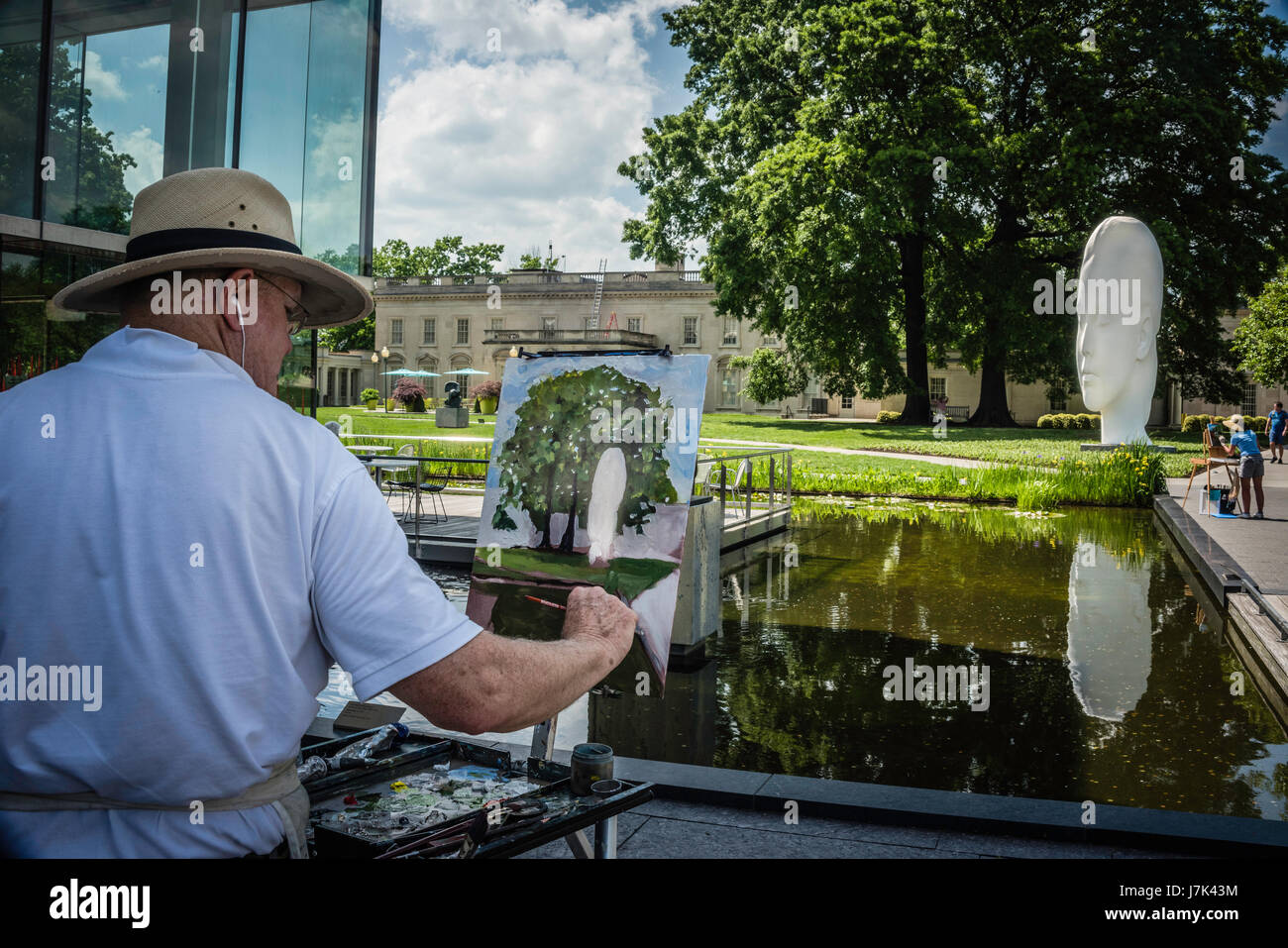 Creative artists painting outdoor scenery Stock Photo - Alamy