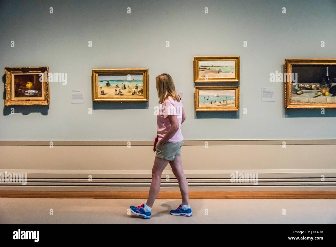 Museum exhibition and art lovers viewing paintings, sculpture Stock ...