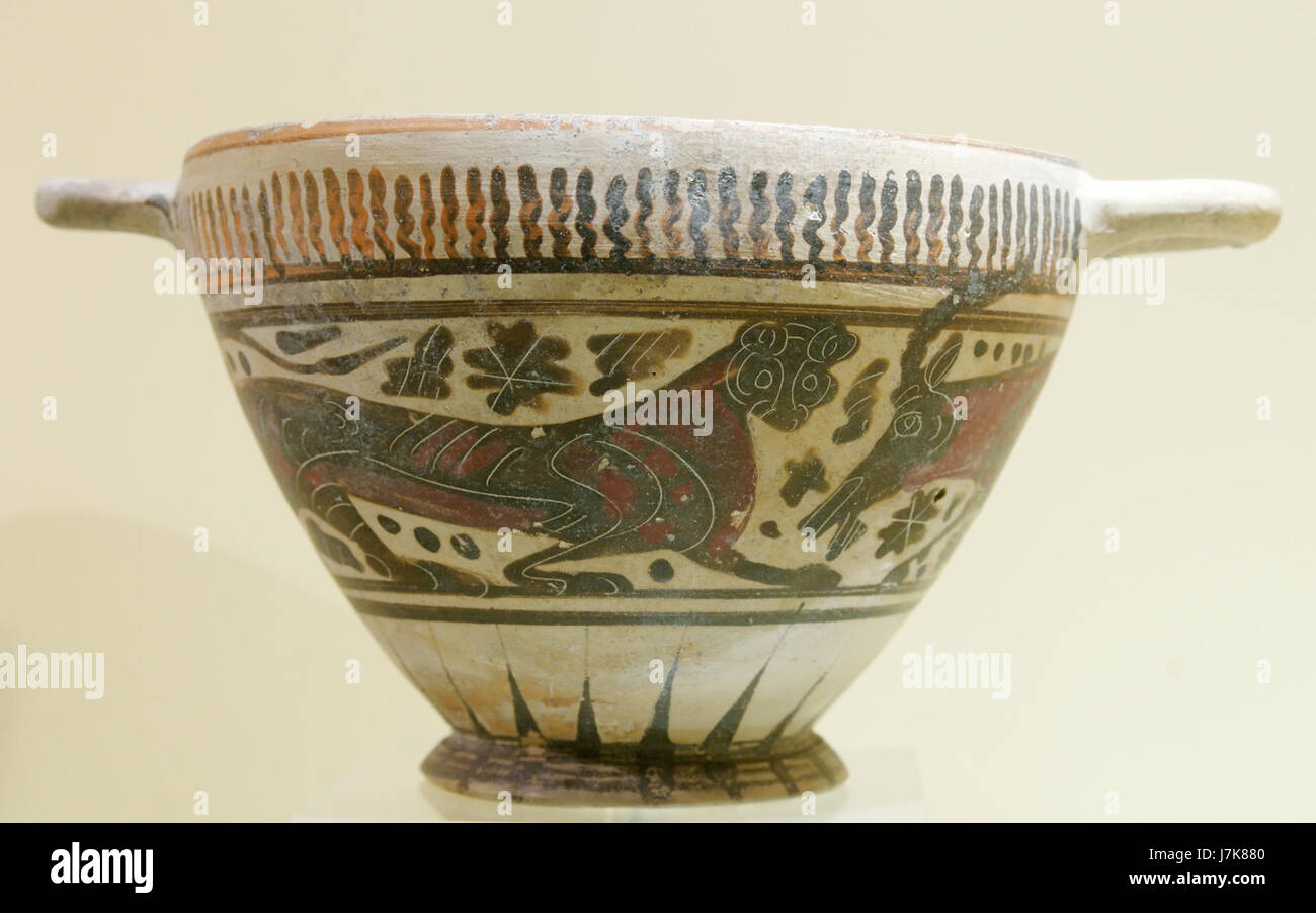 Corinthian pottery style hi-res stock photography and images - Alamy