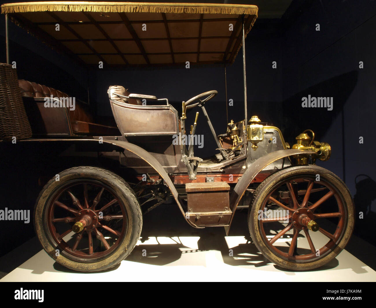The 1899 Panhard & Levassor 6 HP Type A1 Double Phaeton with Canopy is ...