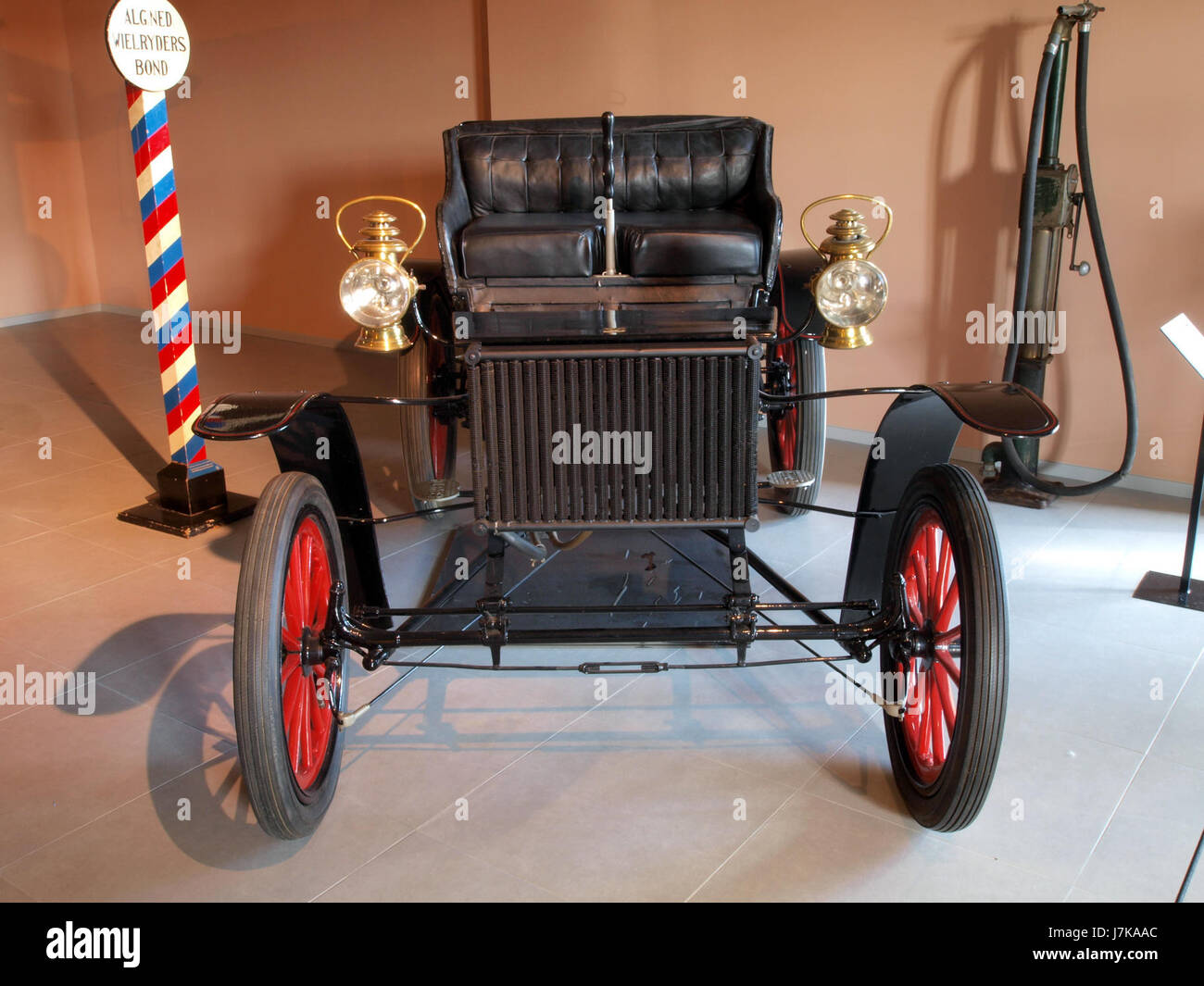 Duryea vehicle hi-res stock photography and images - Alamy