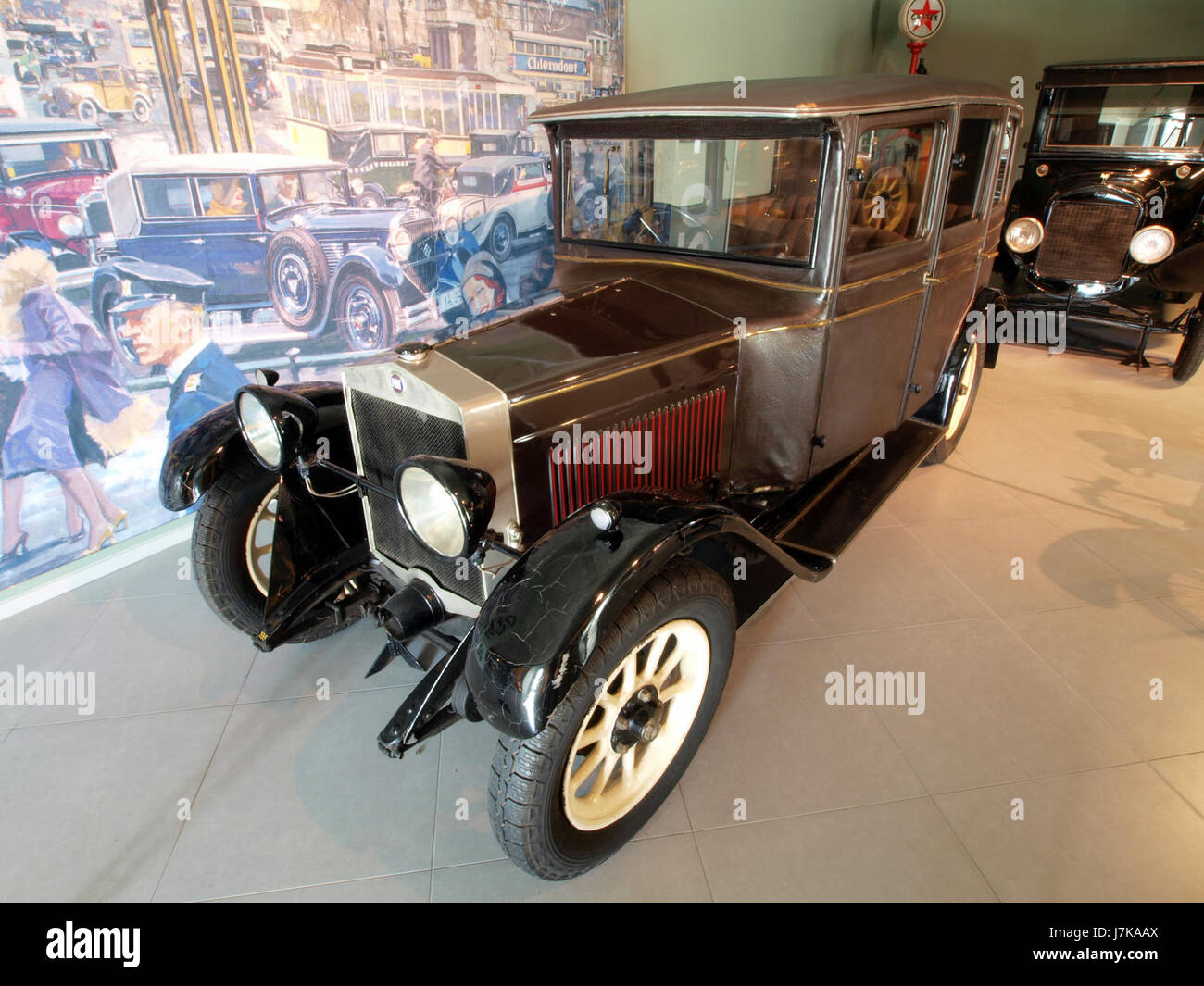 The 1928 Fiat 509A Saloon is a classic car from the Fiat brand, known ...