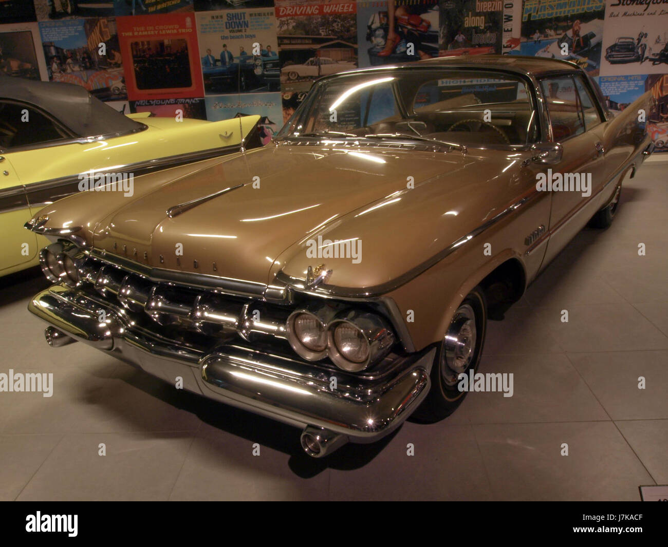 Chrysler imperial 1950s hi-res stock photography and images - Alamy