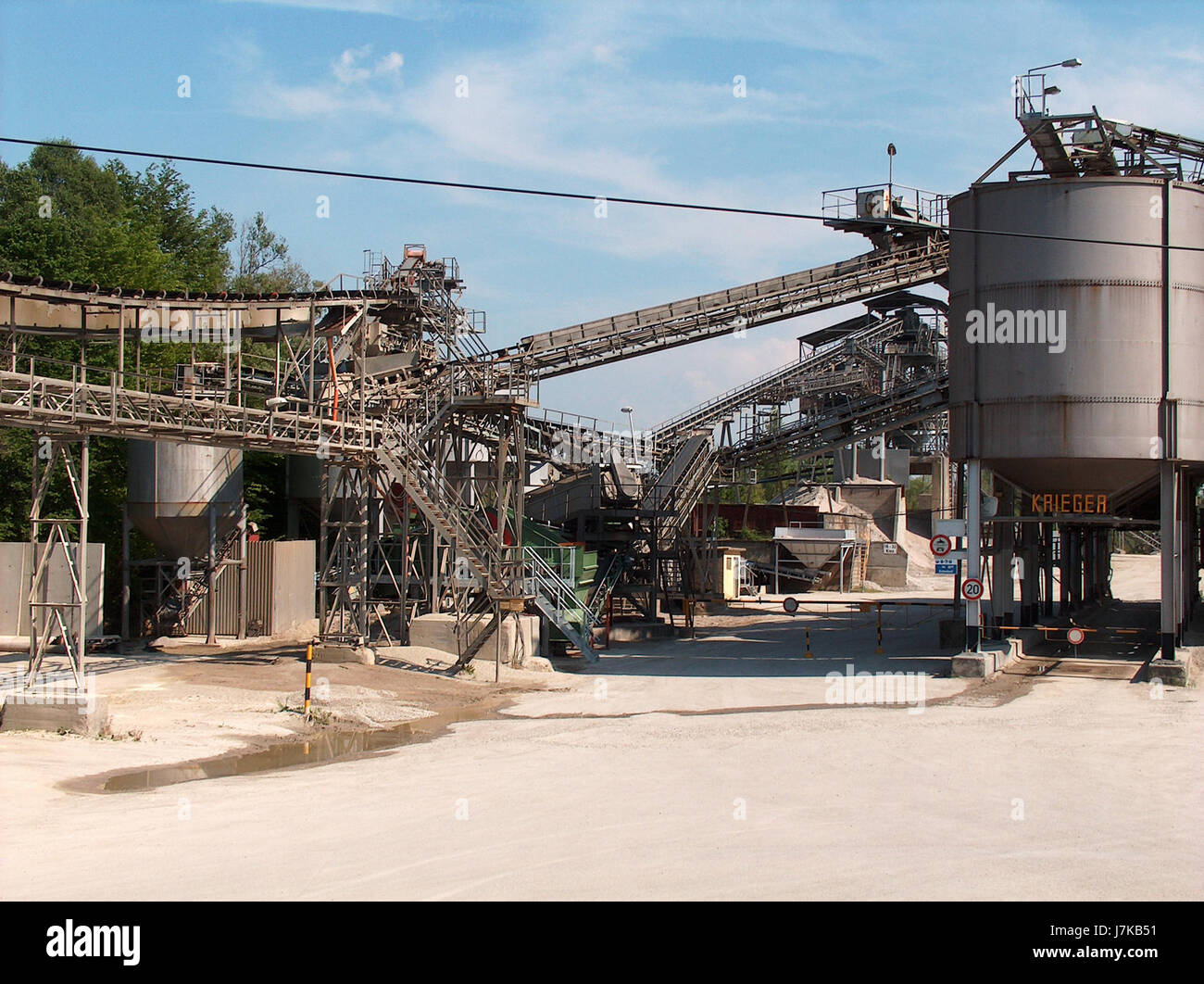 The image refers to a view or report on Kieswerk Krieger in Rheinhausen ...