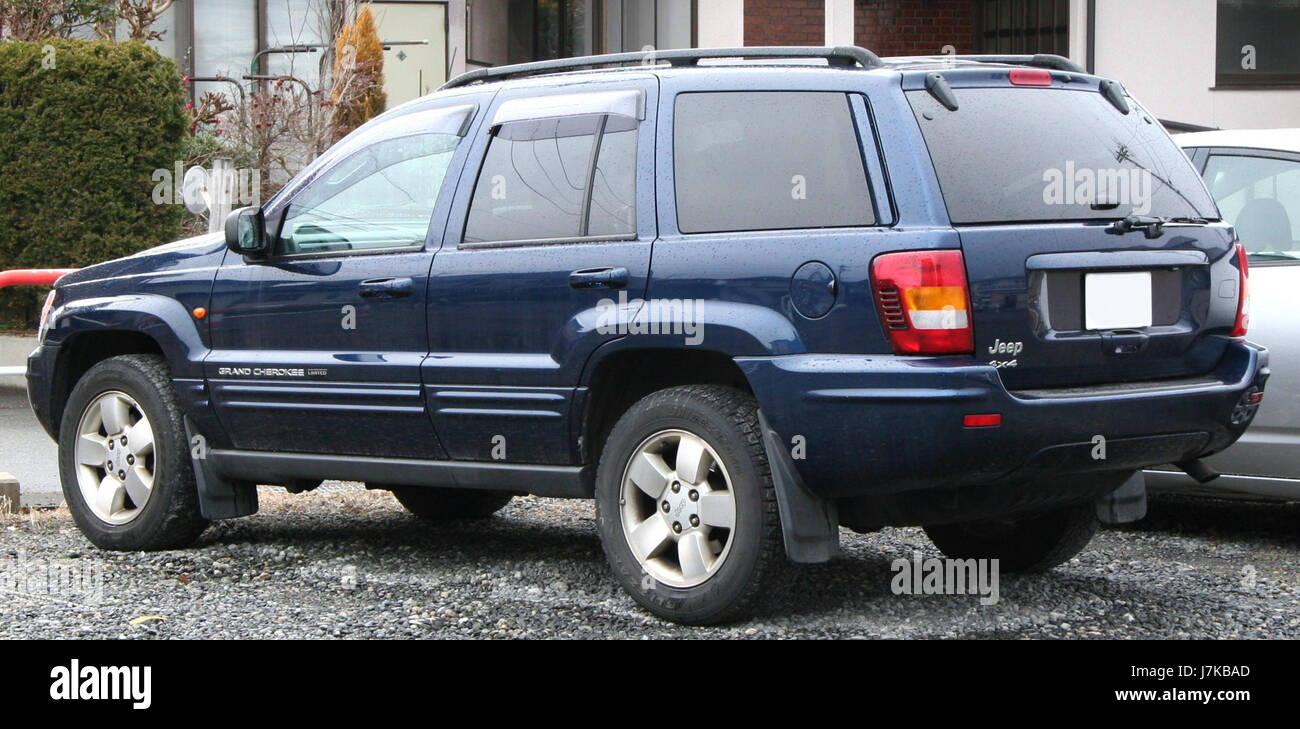 Jeep cherokee old hi-res stock photography and images - Alamy