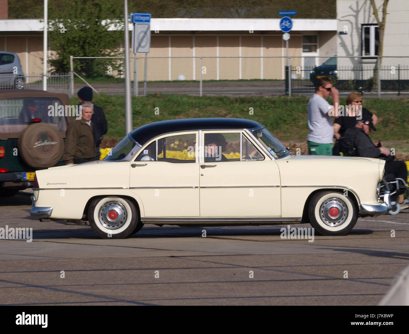 Auto simca hi-res stock photography and images - Alamy