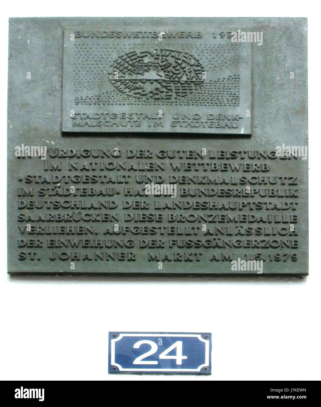 Square markt located in hi-res stock photography and images - Alamy