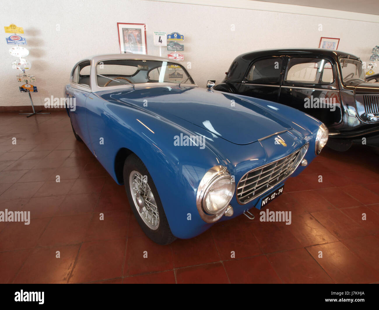 1951 Ferrari 195 Inter, 135hp, V12, 2487cc p5 Stock Photo - Alamy