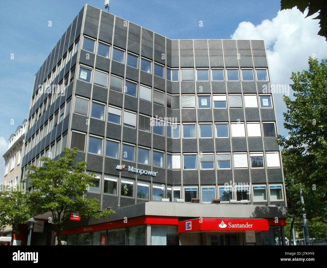This address, Karl Marx Str. 4 in SaarbrÃ¼cken, Germany, could refer to ...