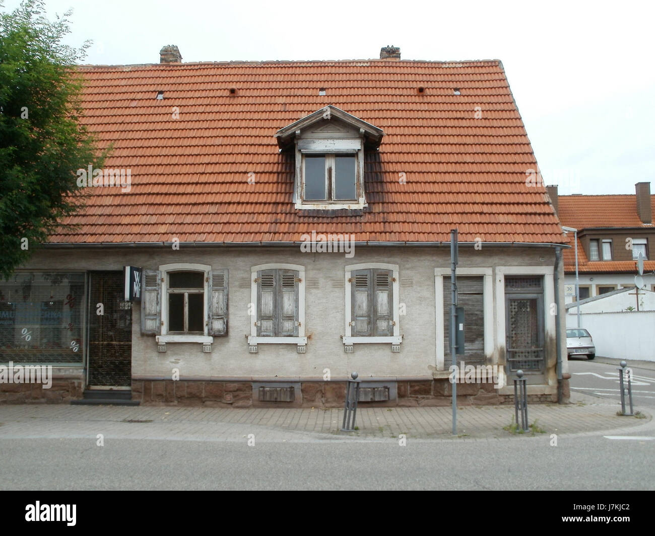 Leoner hi-res stock photography and images - Alamy