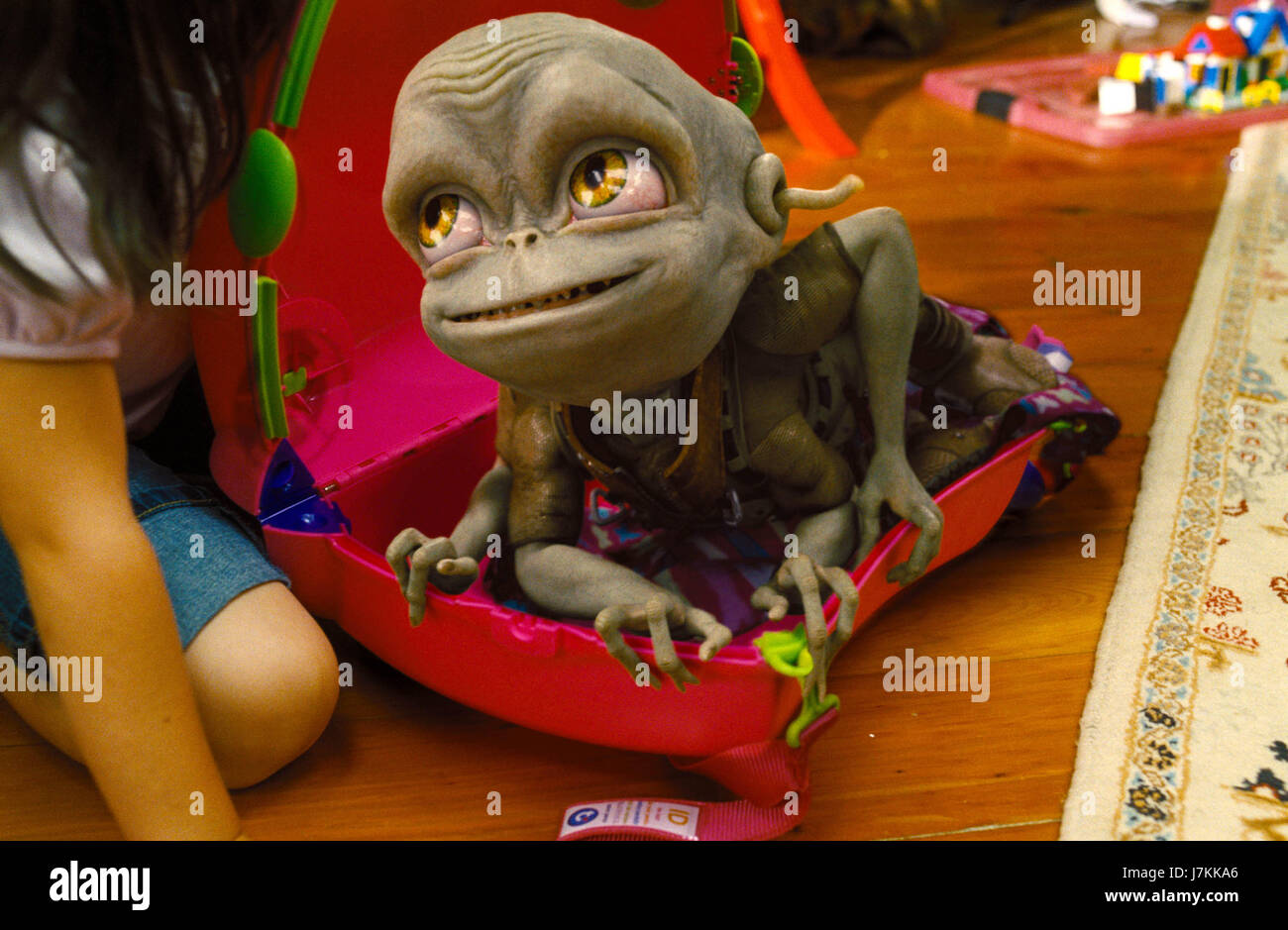 ALIENS IN THE ATTIC (2009) JOHN SCHULTZ (DIR) 20TH CENTURY FOX ...