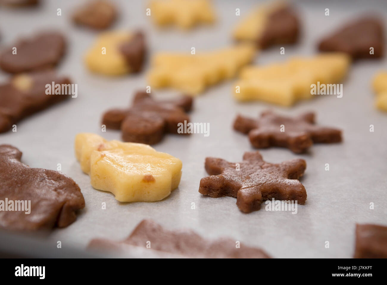 Biscuit shapes hi-res stock photography and images - Alamy