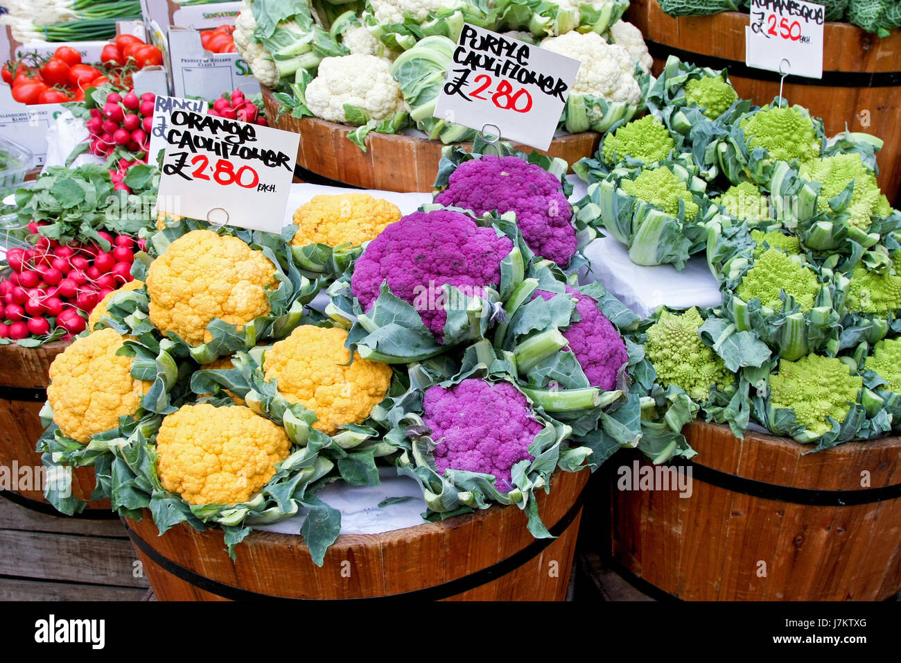 cauliflower romanesque vegetables food aliment colour agriculture ...