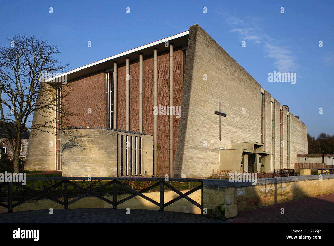 church style of construction architecture architectural style church ...