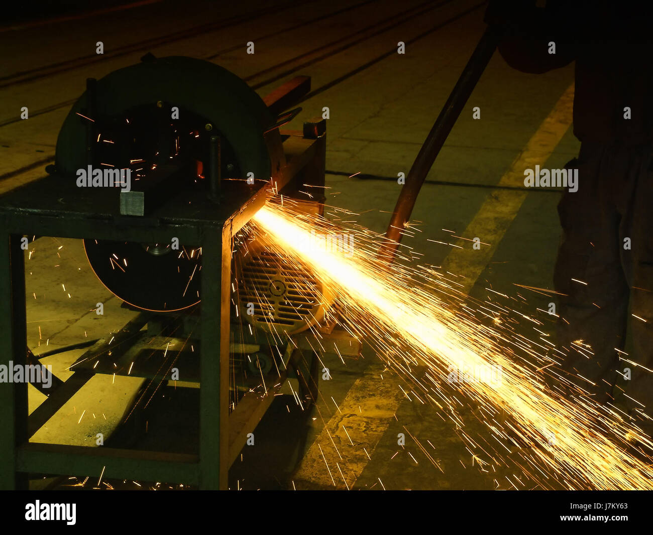 hand tool tools job craftsman tradesman handicraftsman wheel technical ...