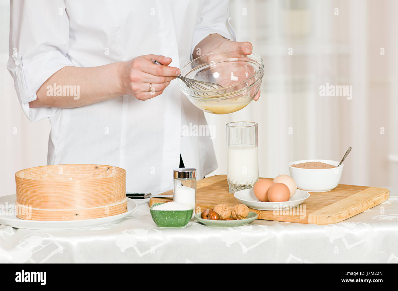 Hand Milk Boil Cooks Boiling Cooking Egg Yolk Whisk Bowl Woman Cup