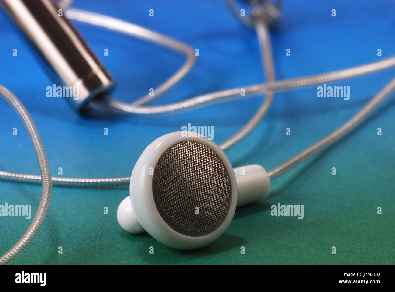 music listen loud quiet loudspeaker earplug earphones headphones ...