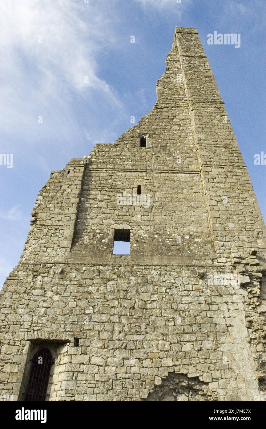 protect protection ireland land lord keep irish medieval emperor king ...