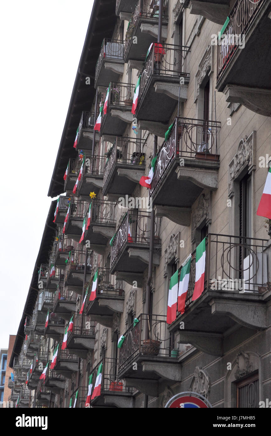 flags italy march europe italian flags anniversary italia unification ...