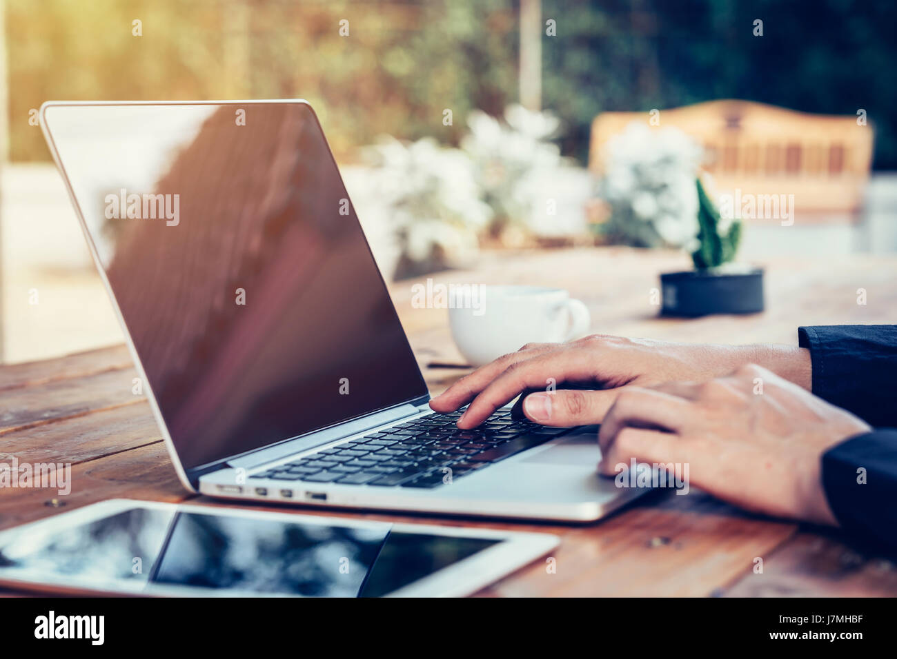 Business office technology hi-res stock photography and images - Alamy