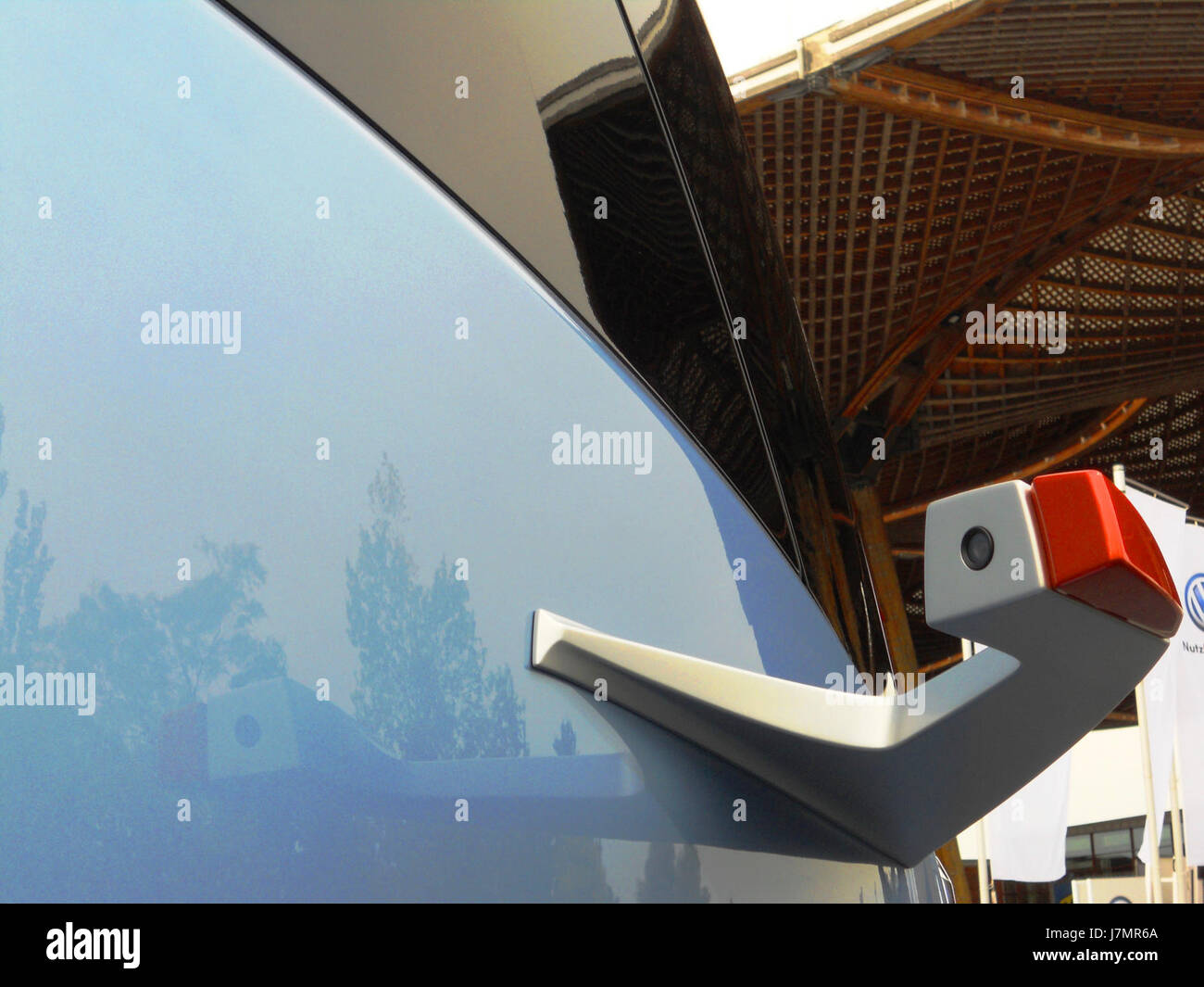 The 2012 MAN Concept truck is a design prototype focusing on advanced ...