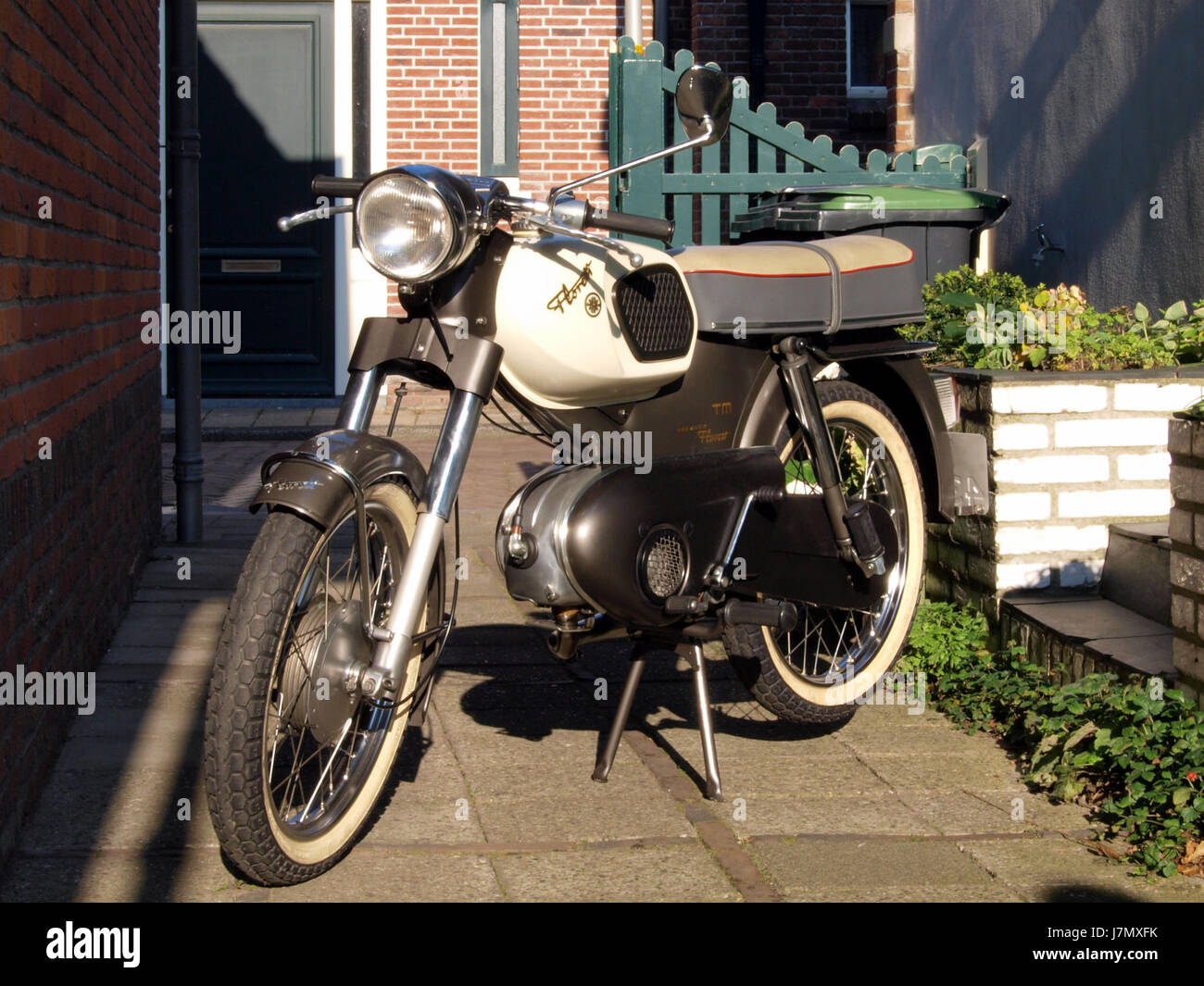 K54 hi-res stock photography and images - Alamy