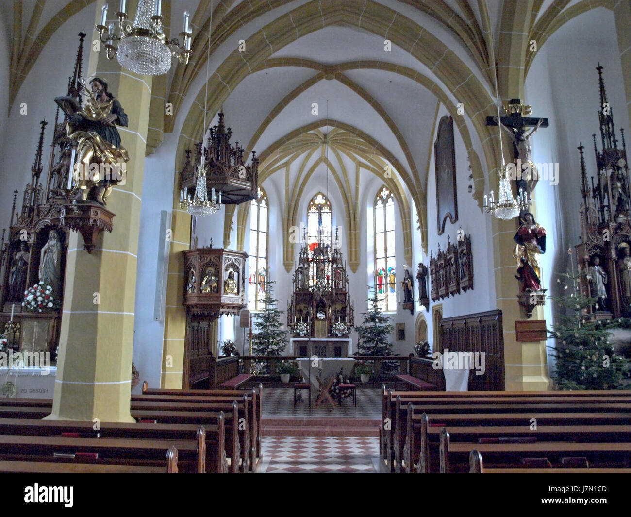 2012.12.24 Wolfsbach Kirche 01 Stock Photo - Alamy