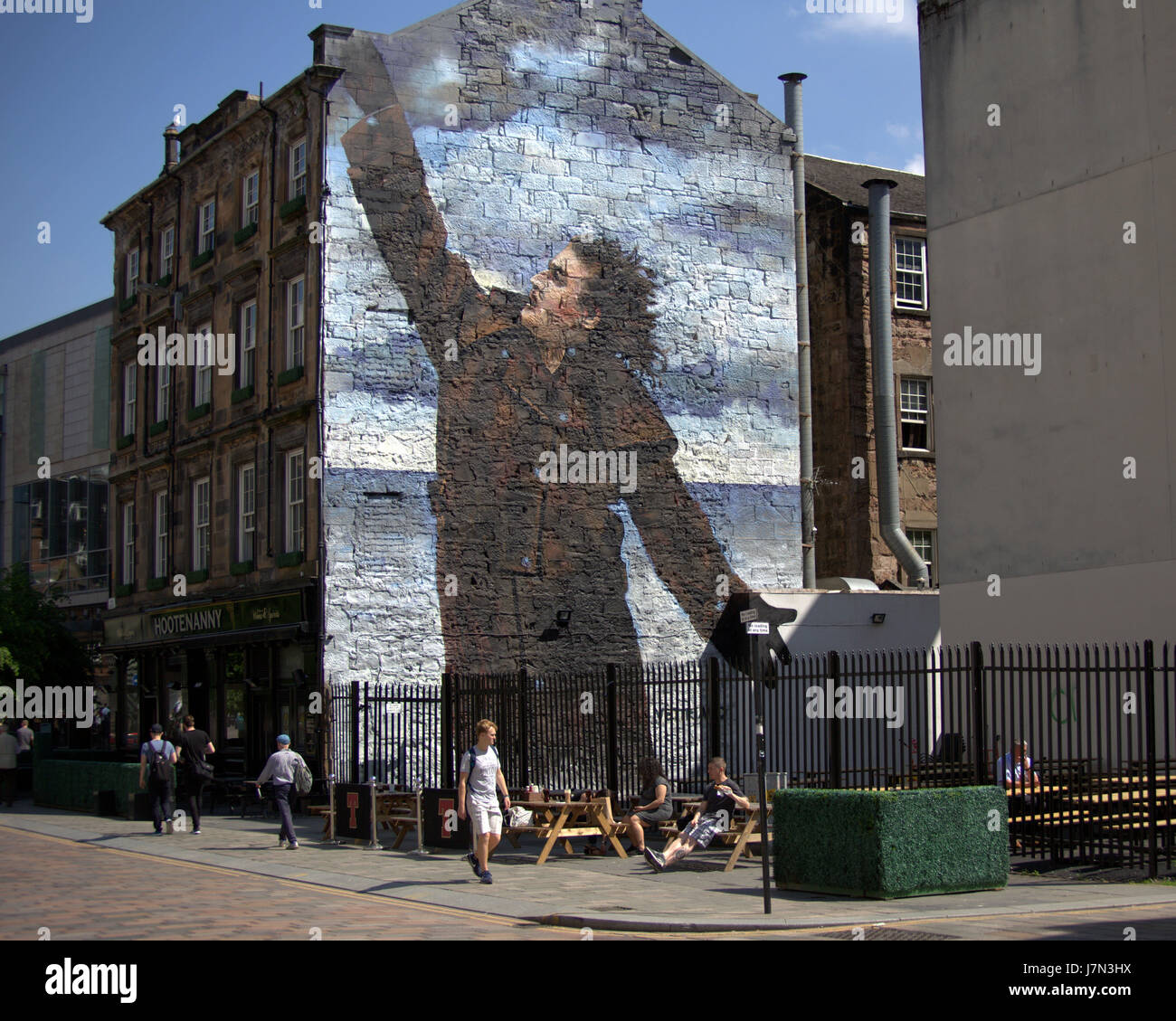 Billy connolly city murals hi-res stock photography and images - Alamy