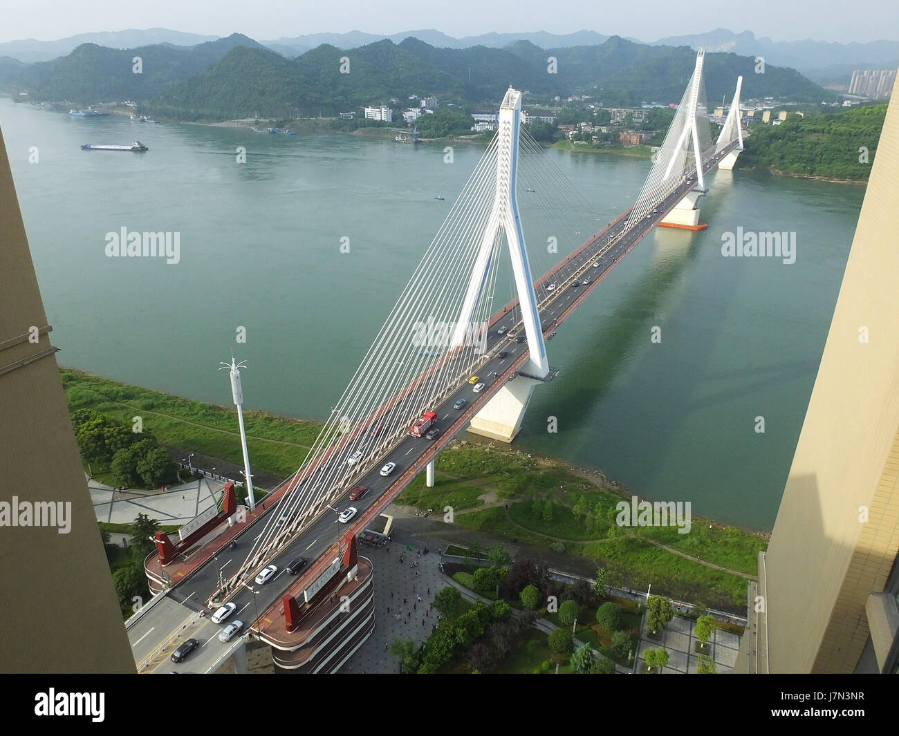 Yichang bridge china hi-res stock photography and images - Alamy