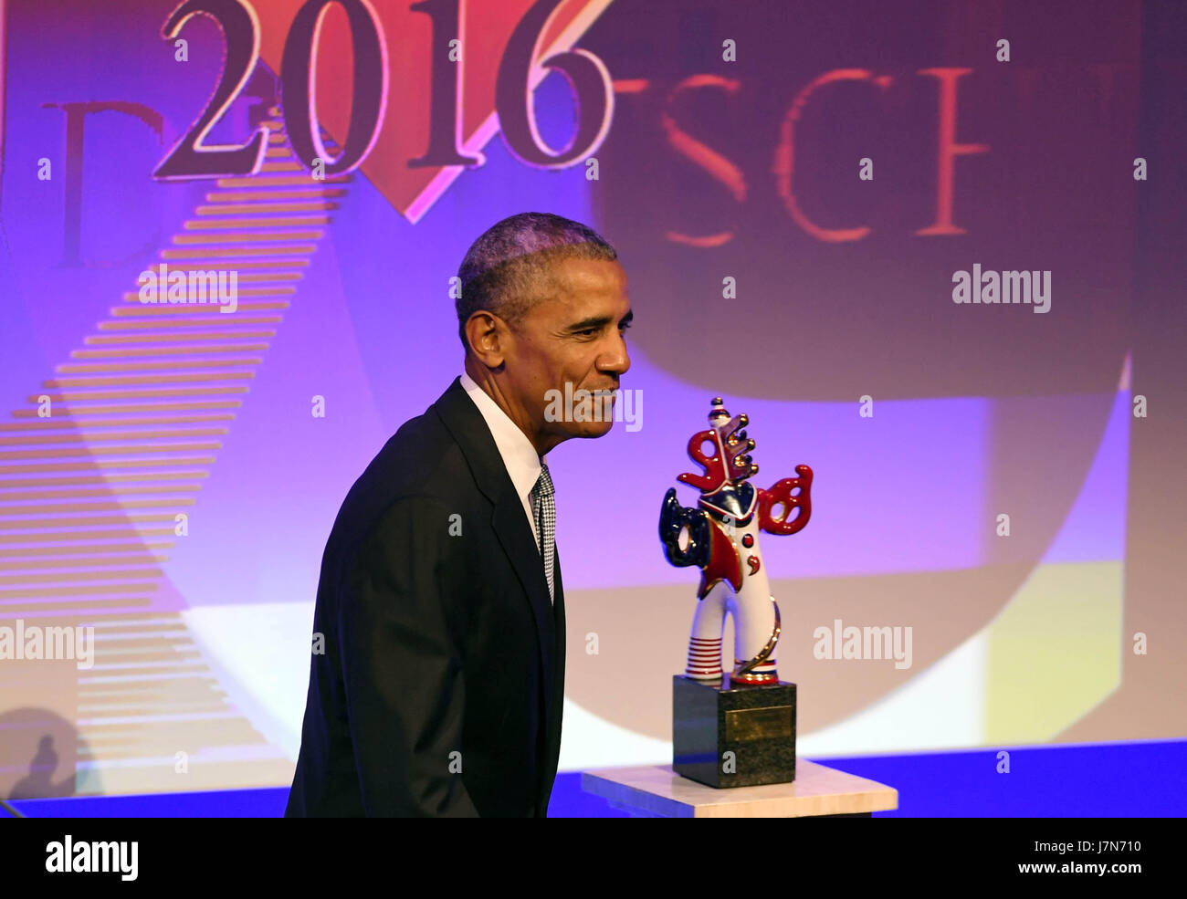 Baden-Baden, Germany. 25th May, 2017. Former US president Barack Obama ...