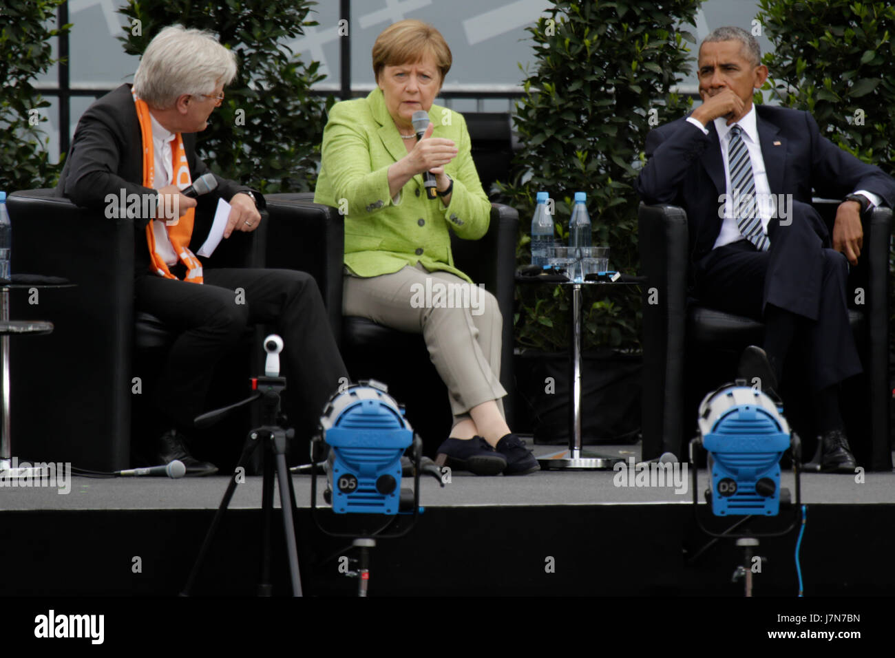 Heinrich Bedford-Strohm, Angela Merkel and Barack Obama are pictured on ...
