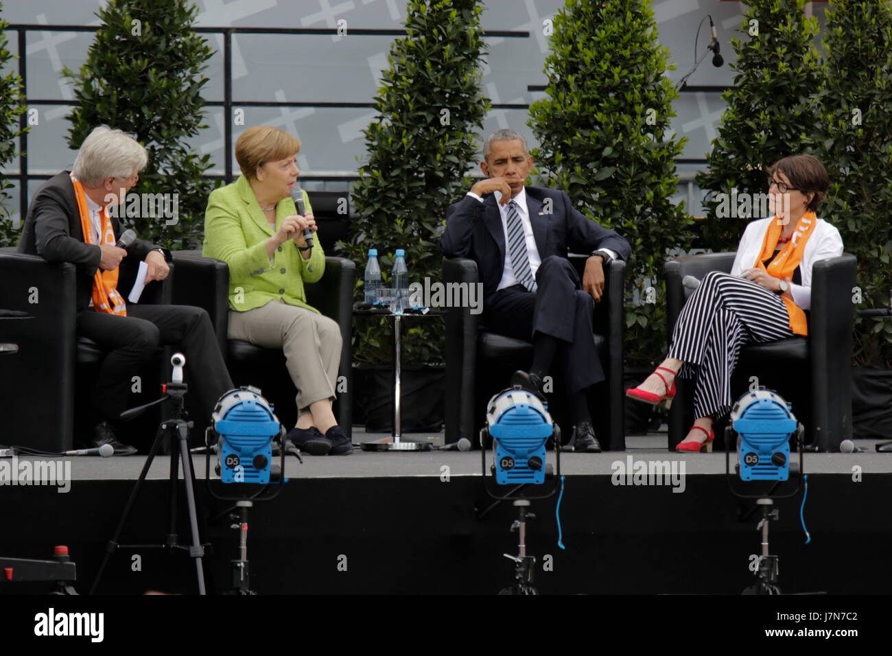 German lutheran bishop heinrich bedford strohm hi-res stock photography ...