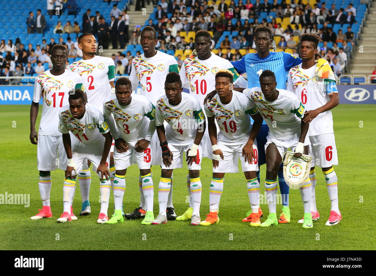 Senegal u 20 line up hi-res stock photography and images - Alamy
