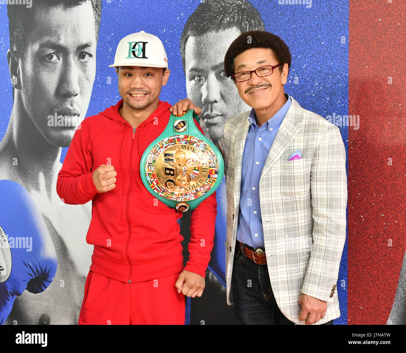 Tokyo, Japan. 21st May, 2017. (L-R) Daigo Higa, Yoko Gushiken Boxing : WBC flyweight champion ...