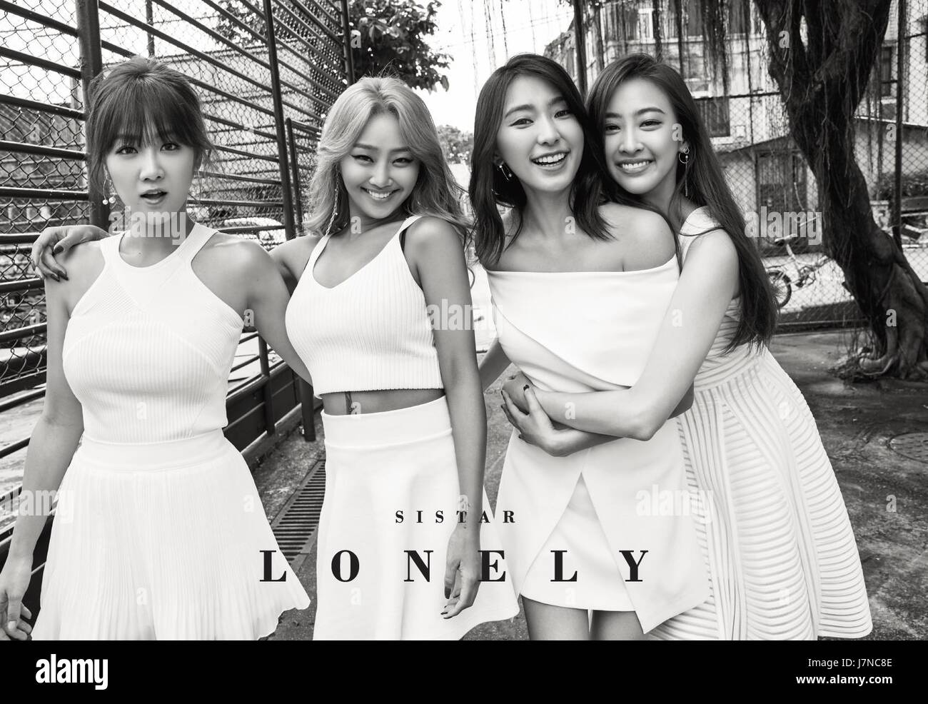 Sistar's farewell single album Shown is a photo of the last album, soon to be released, by girl ...