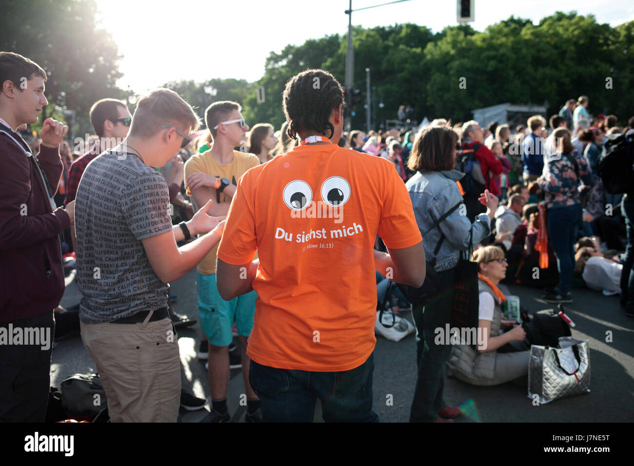 Simon Becker / Le Pictorium - German Evangelical Church Assembly ...