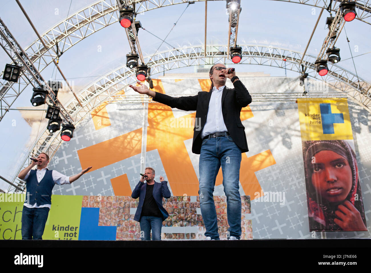 Simon Becker / Le Pictorium - German Evangelical Church Assembly ...