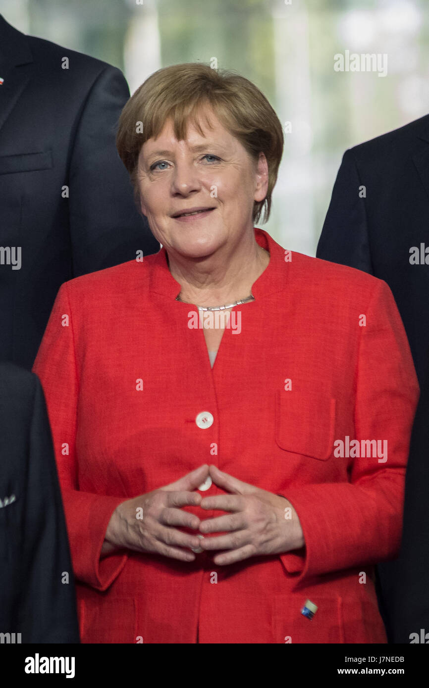 Nato headquarters building hi-res stock photography and images - Alamy