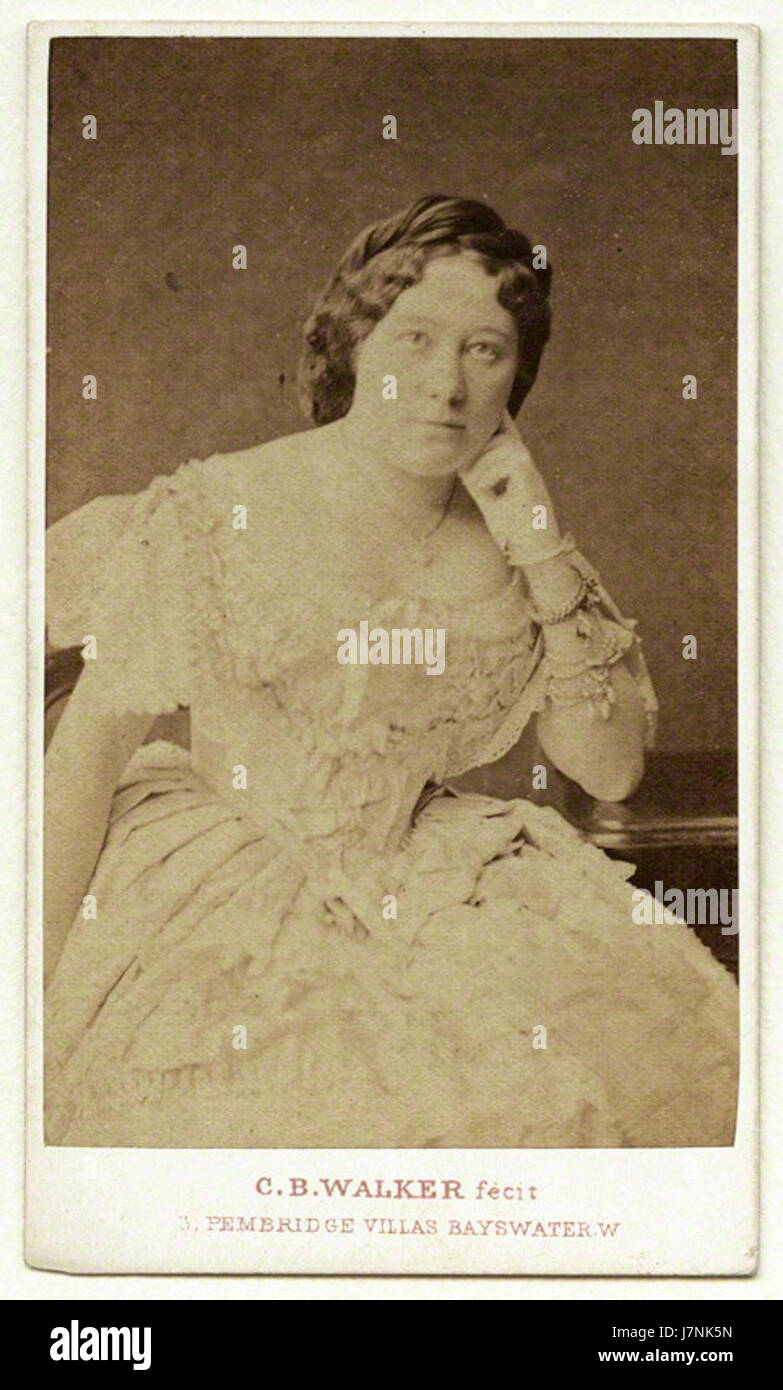 Amy charles hi-res stock photography and images - Alamy