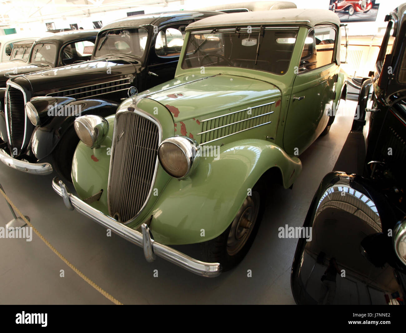 Pre world war ii automobile hi-res stock photography and images - Alamy