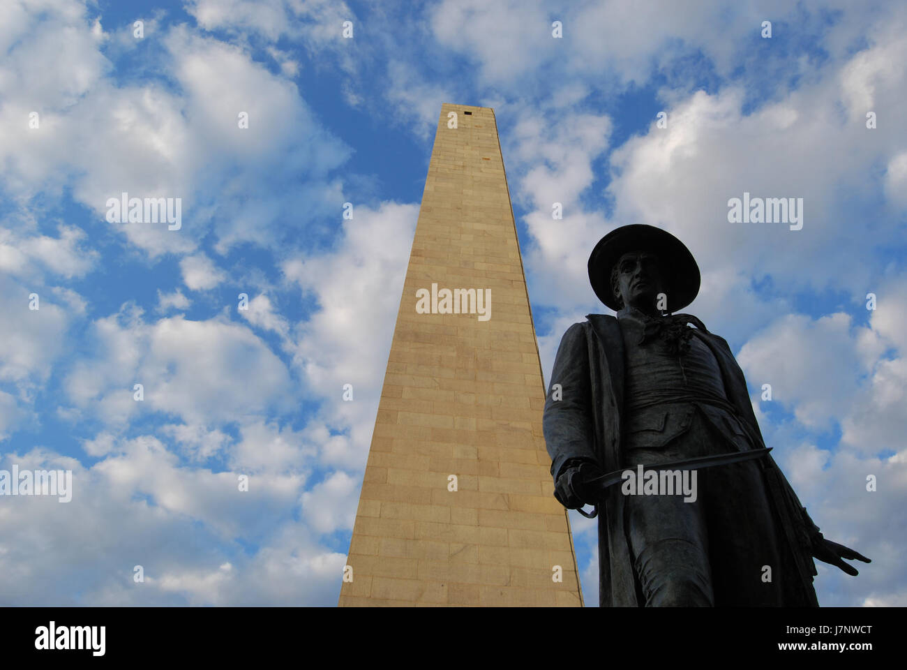 Bunker Hill Monument and Col. William Prescott statue Stock Photo - Alamy
